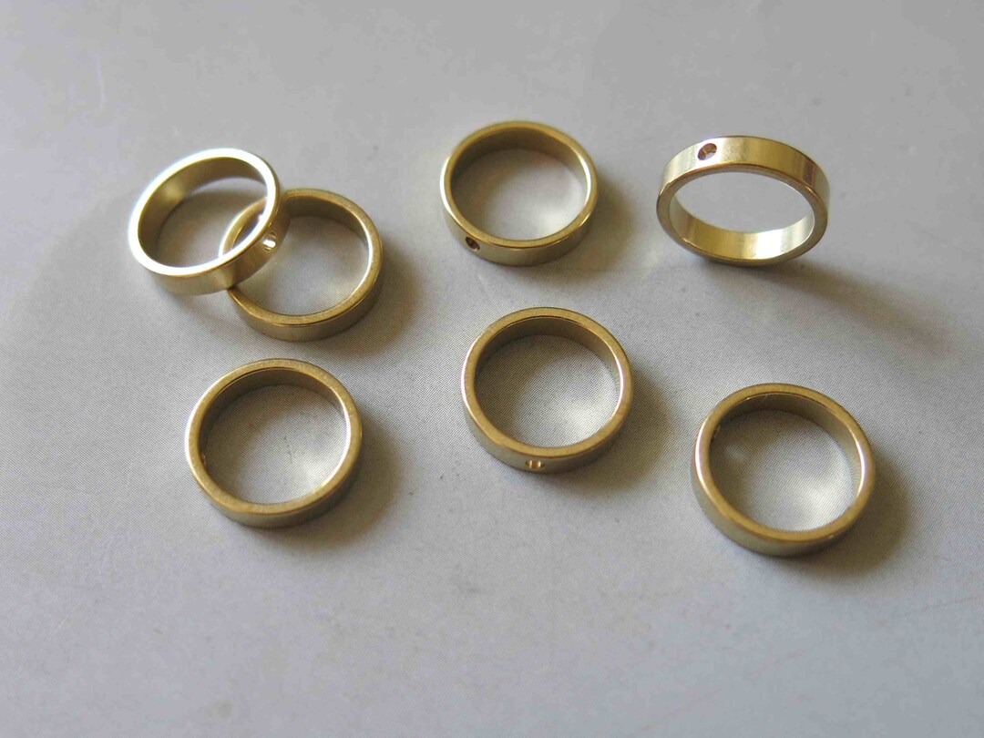 50pcs Raw Brass Round Ring Charms,pendants 12mm - F465 - Etsy
