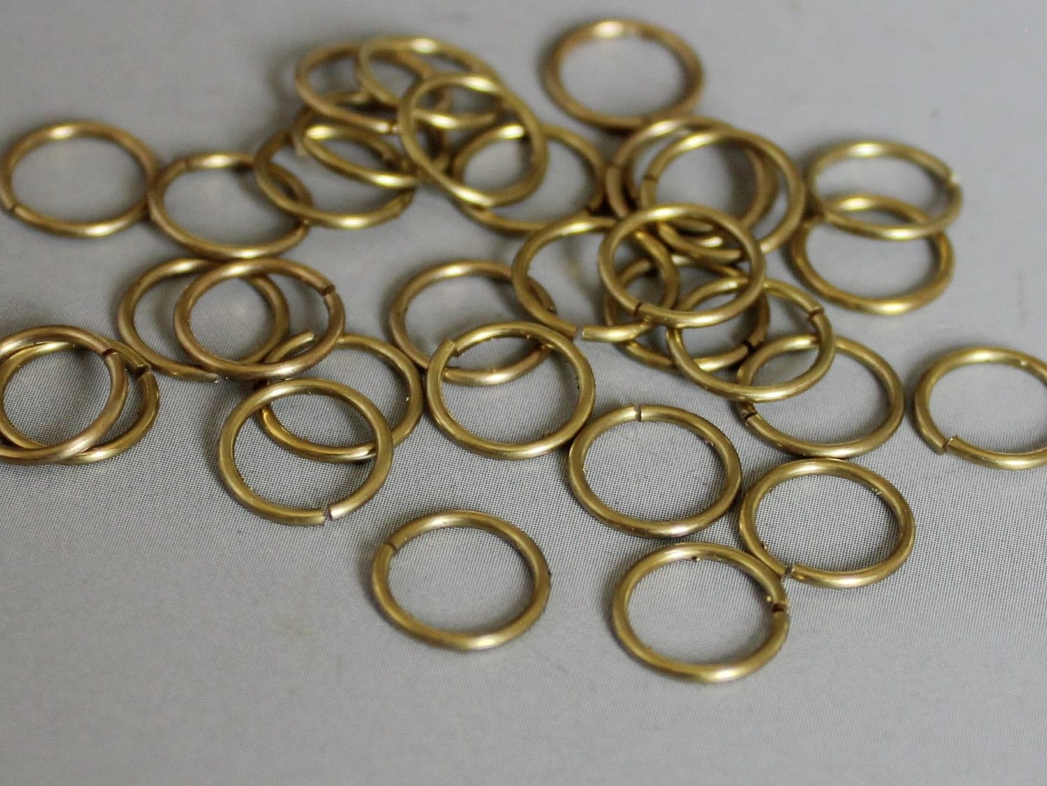 30grams About 600pcs Raw Brass Round Jump Ring , Findings 6mm X 0.5mm ...
