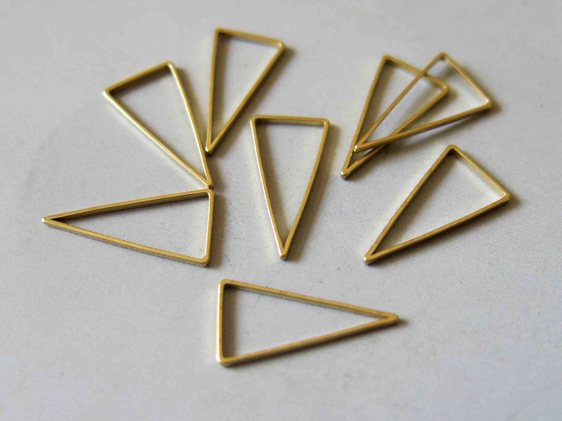200pcs Raw Brass Triangle Rings Findings 17mmx9mm F444 | Etsy