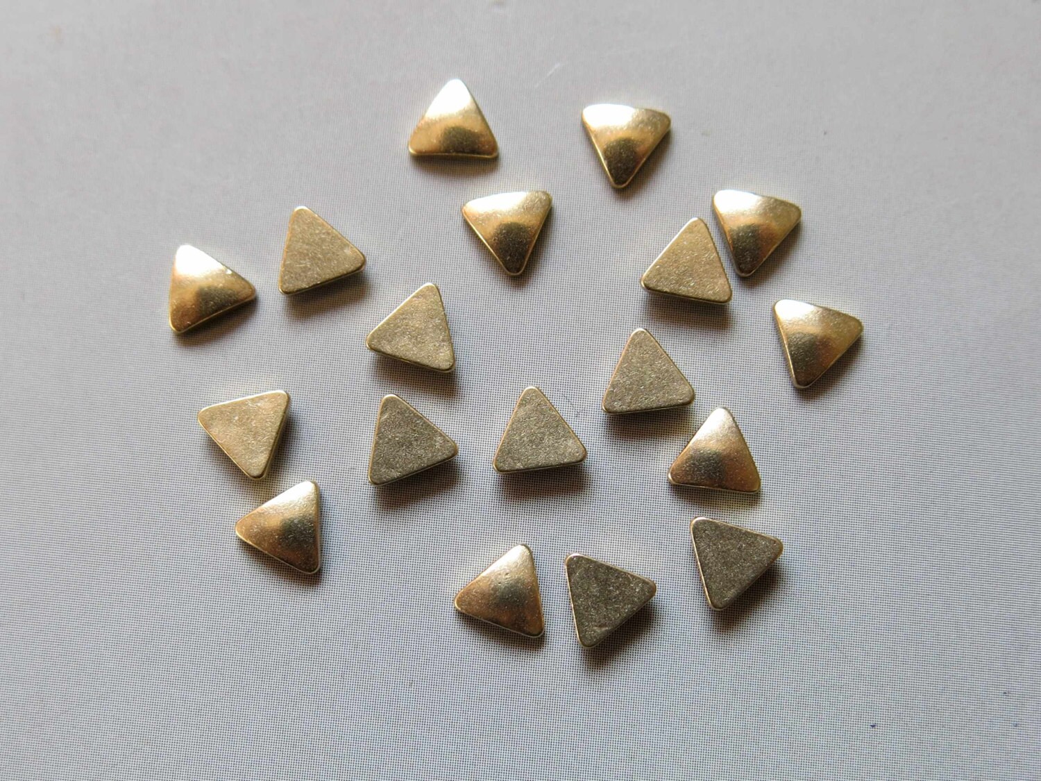 100pcs Raw Brass Triangle Beads Spacer Beads 5mmx2.5mm thick | Etsy