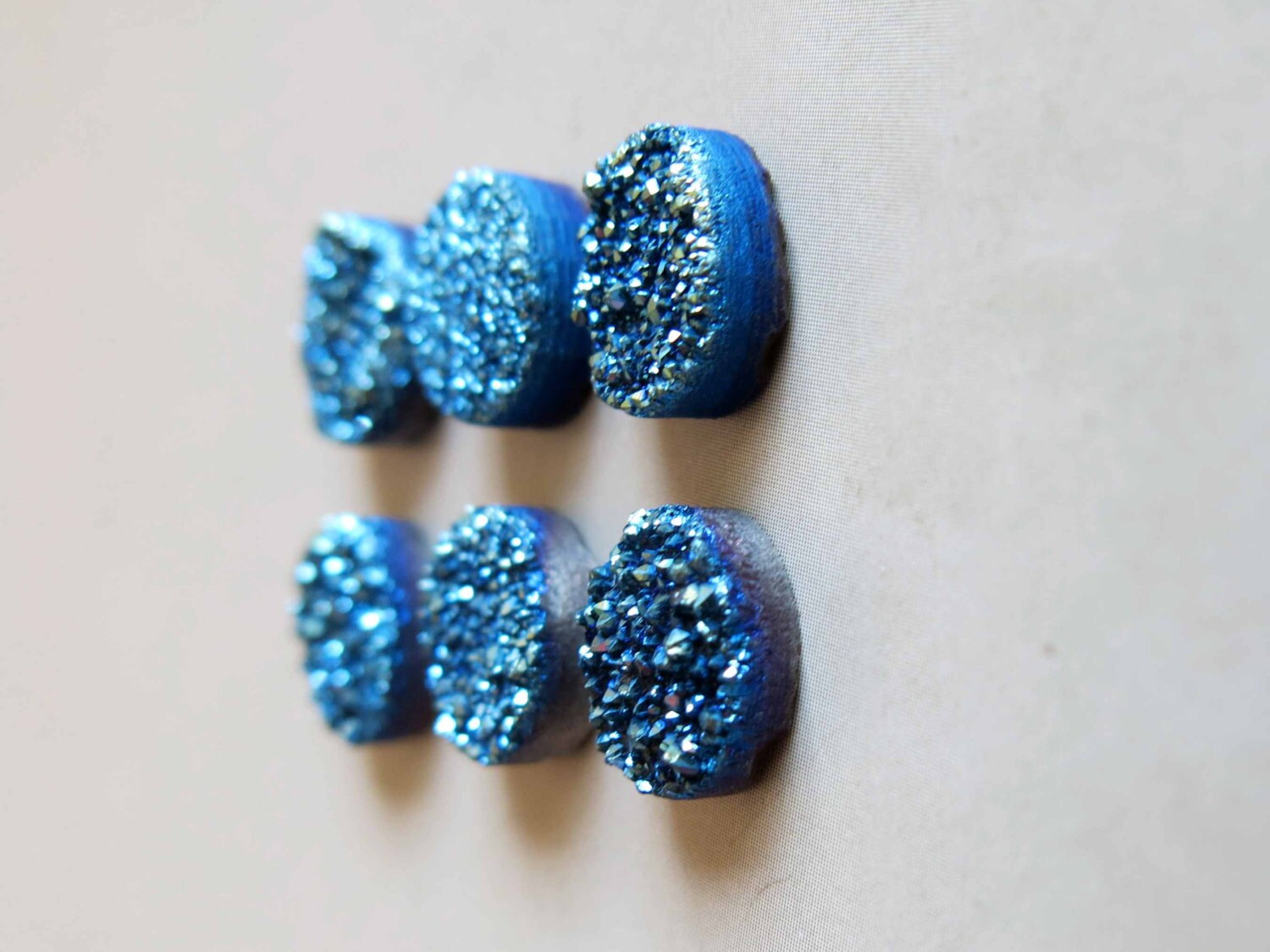 10pcs The Side No Polished Natural Quartz Blue Color Titanium | Etsy