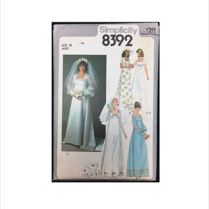 1970s Size 14 Bust 36 Bridal Bridesmaid Dress Train Simplicity 8392 ...