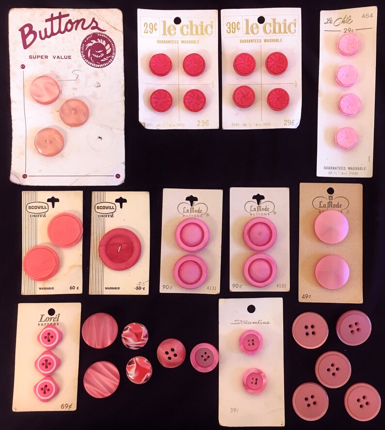 Lot of 40 Mixed Pink Plastic Buttons Vintage Le Chic La Mode Scovill ...