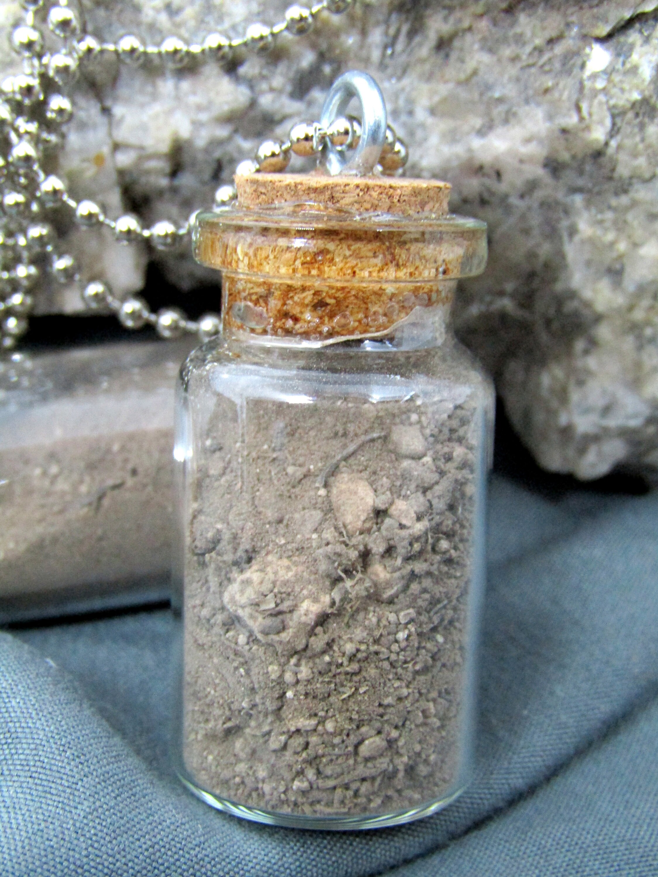 Roswell New Mexico UFO Crash Site Dirt Soil Sample Oddity Novelty Gift ...