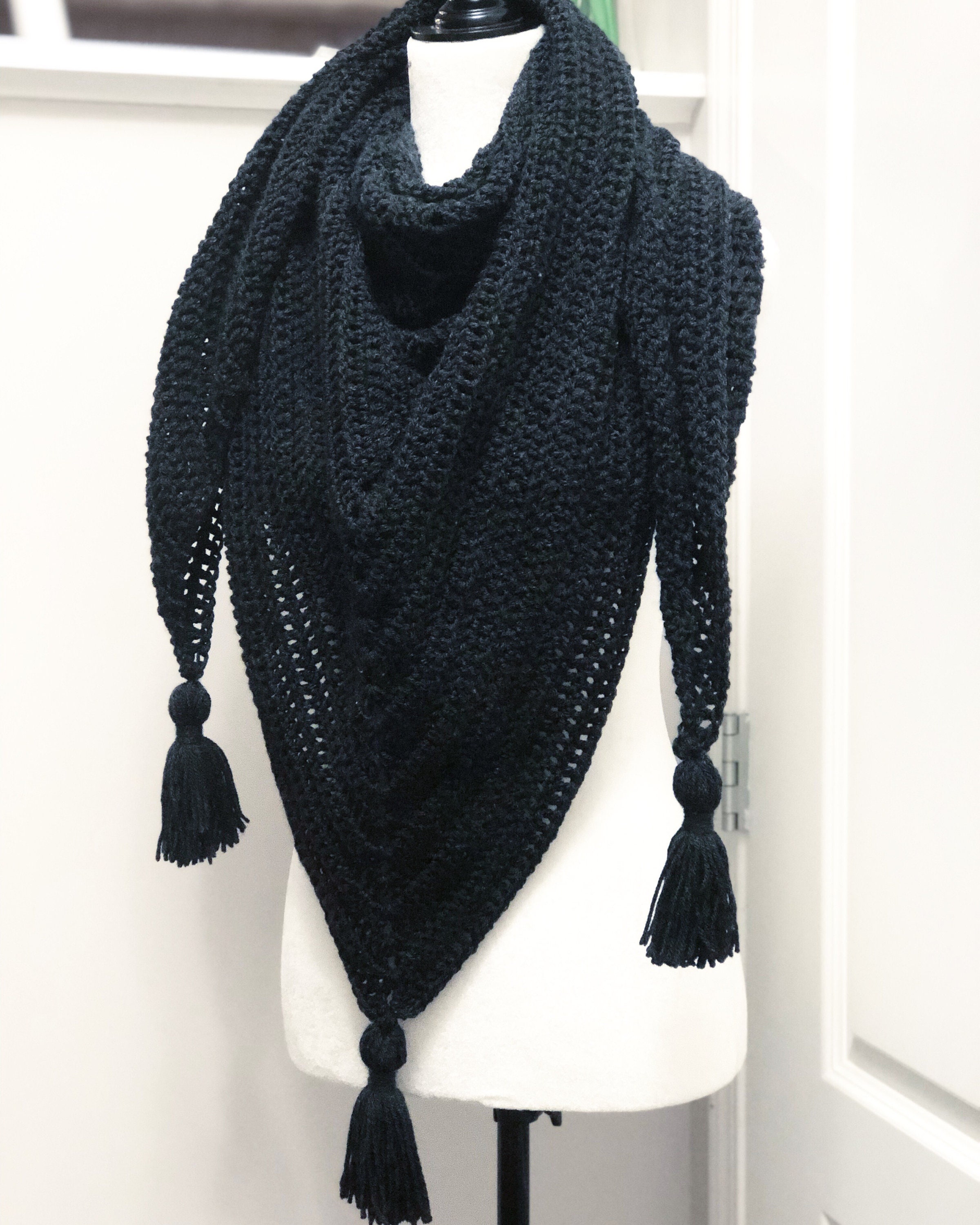 Crochet Pattern // the Hassle Free Tassel Scarf | Etsy