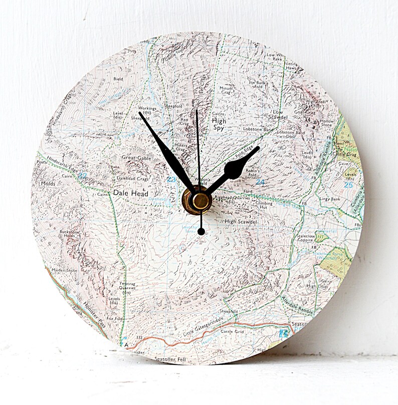 Lake District Map Desk Clock – Recycled Map, Hill Walker Gift - Etsy