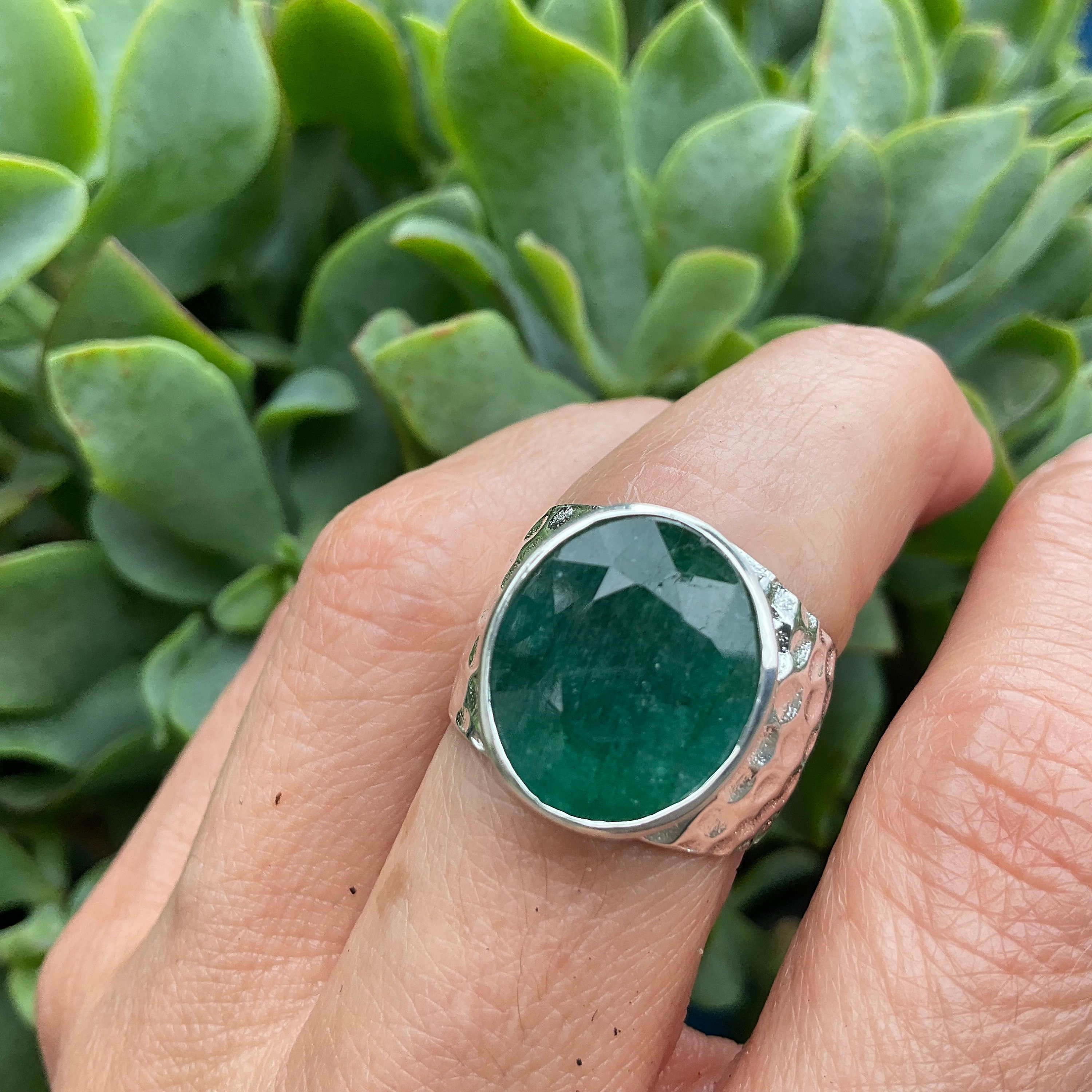 Sterling Silver Emerald Green Beryl Band Etnika Ring 8