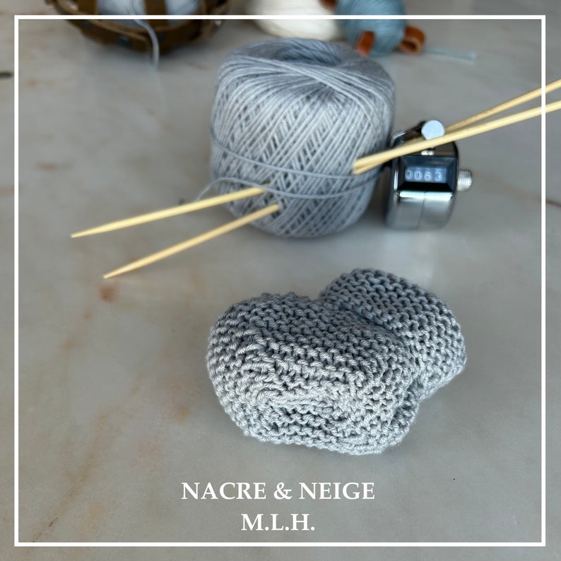 LE CLASSIQUE - Baby Booties Knitting Pattern (patron De Tricot ...