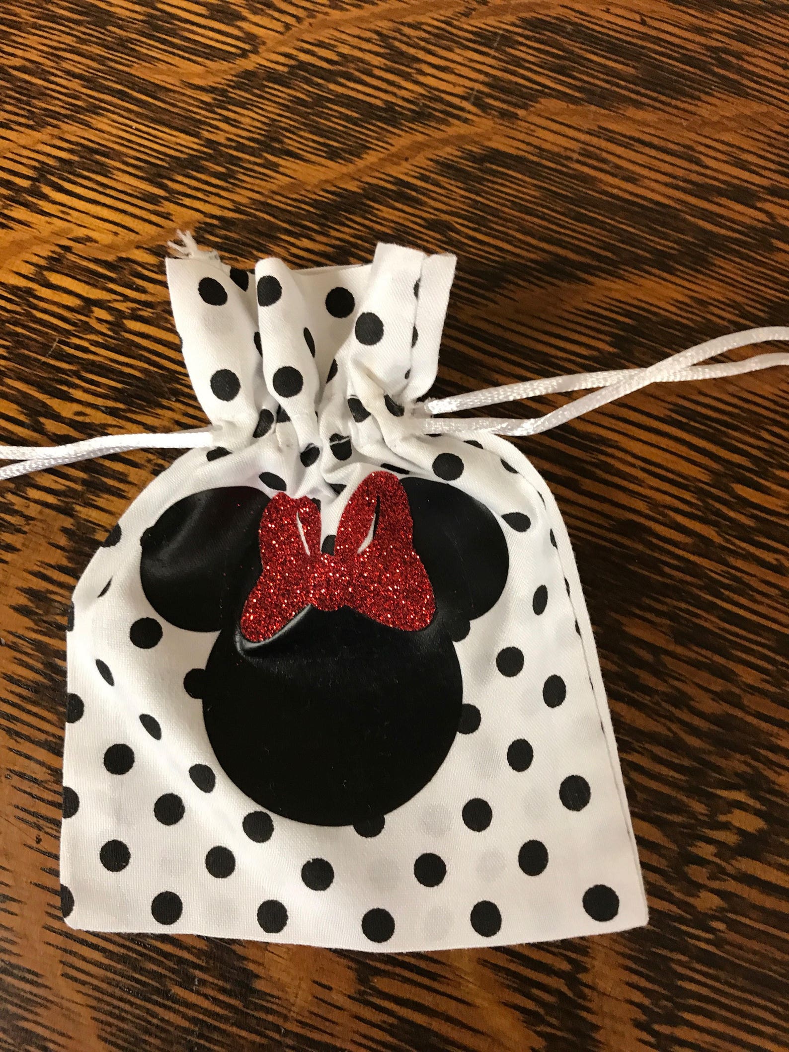 A Minnie Mouse Favor Bag/canvas Drawstring Bag - Etsy