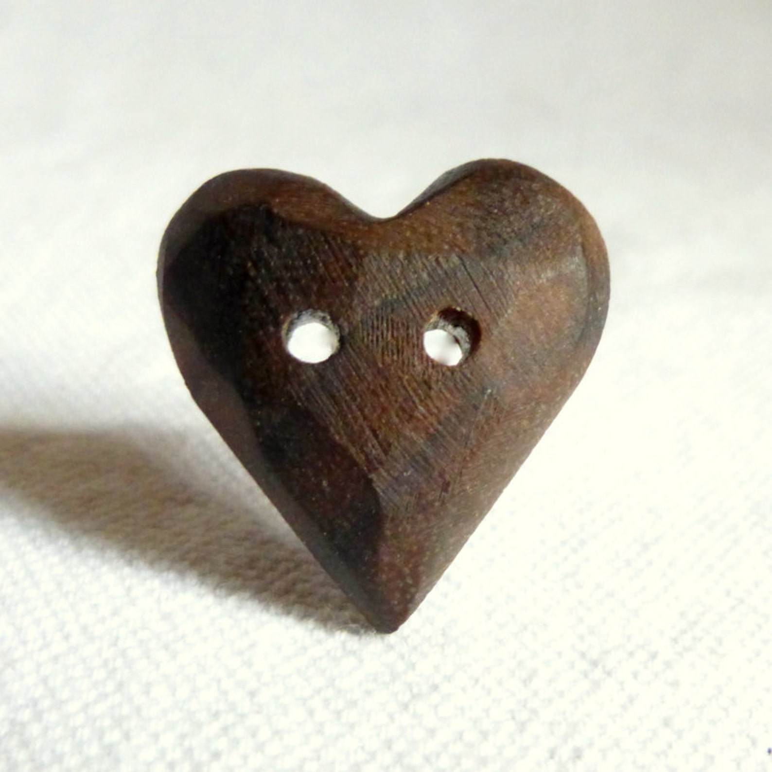 2 Hand Carved Buttons Wooden Heart Buttons Black Walnut Wood - Etsy