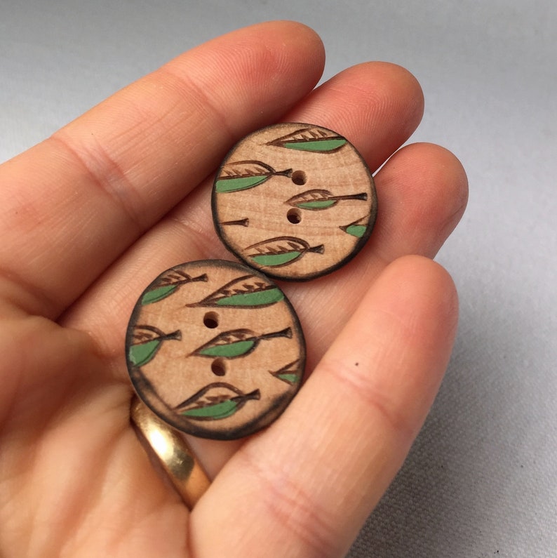 Handmade Leaf Buttons 1 Inch Wooden Button Tribal/ Woodland - Etsy