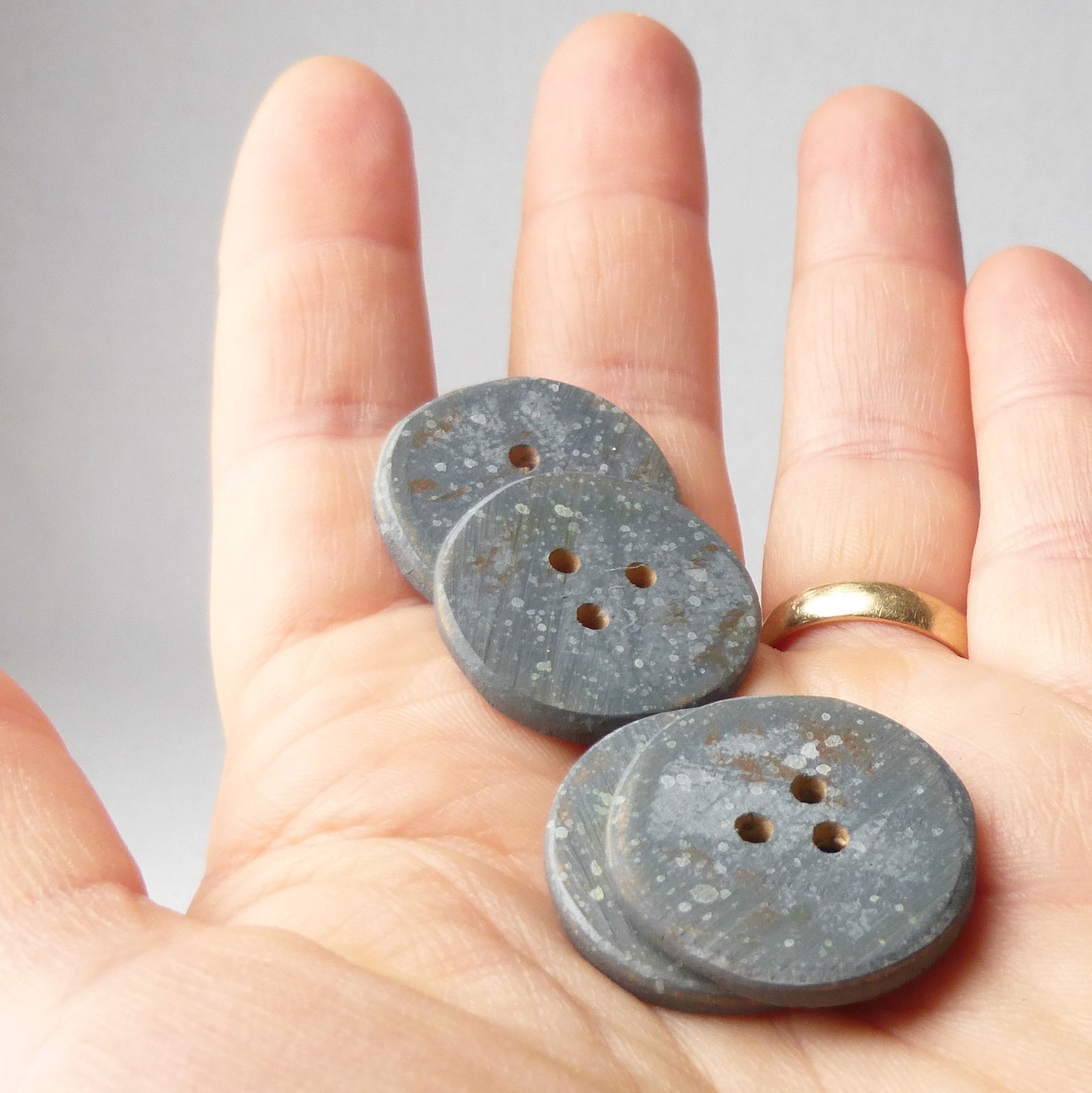 4 Rustic Gray Wood Buttons- Distressed/ Medium Gray Buttons, 1 Inch ...