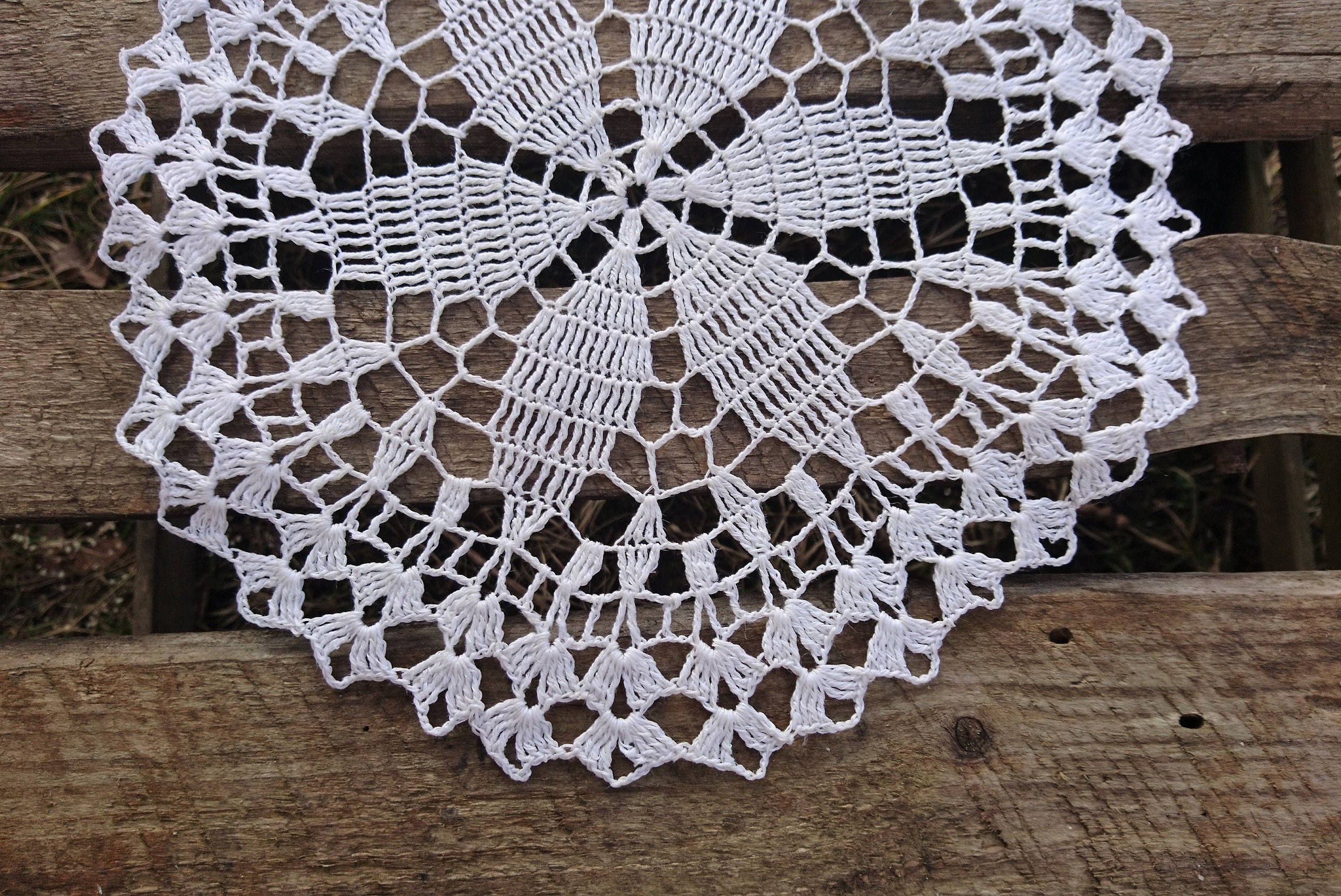 Crochet Linen Doilies 10, White Linen Tablecloth, Crochet Placemats ...