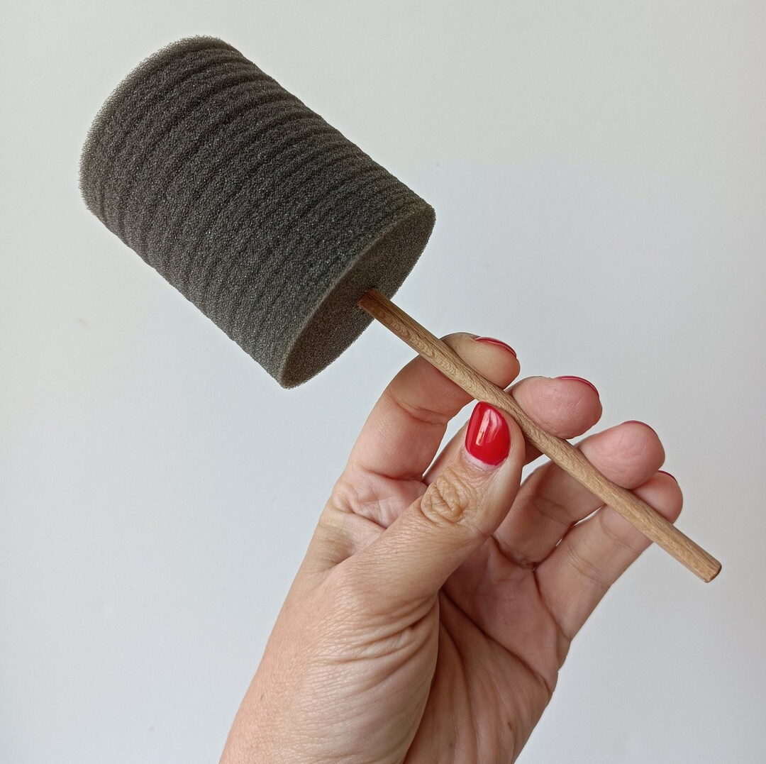 Round Sponge for Ceramics on a Stick - Round and Short - Ceramic Tools ...