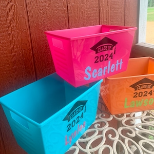 Personalized Class of 2025 Graduation Gift Bucket, Personalized Senior ...