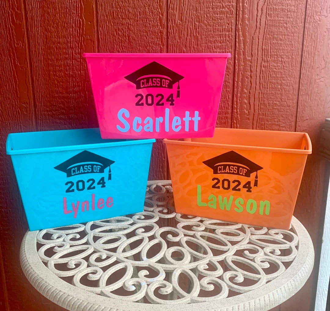 Personalized Class of 2025 Graduation Gift Bucket, Personalized Senior ...