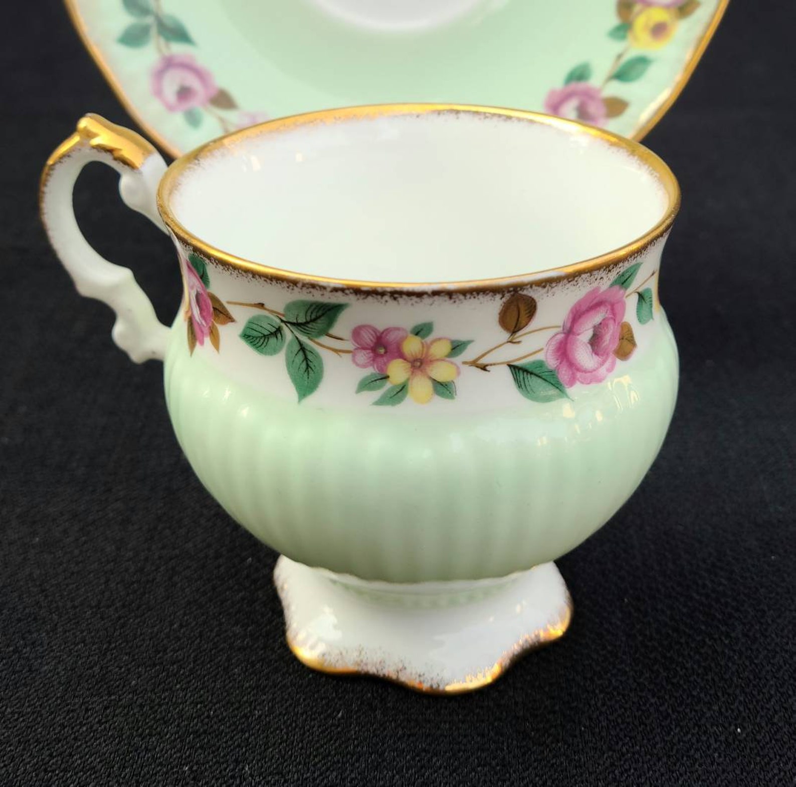 Vintage Elizabethan Scalloped Foot Cup and Saucer, Handpainted and Gold ...