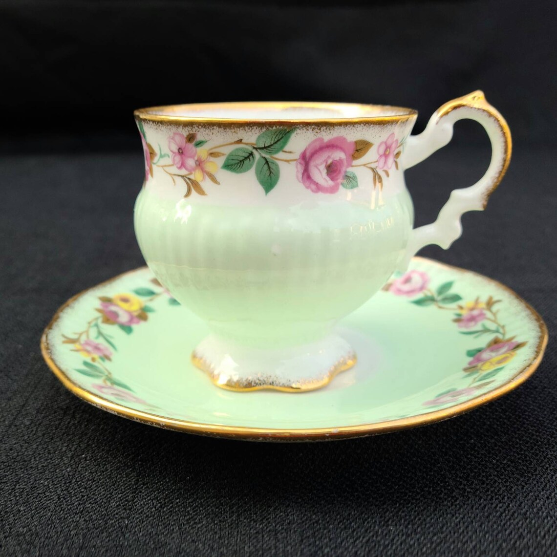 Vintage Elizabethan Scalloped Foot Cup and Saucer Handpainted - Etsy