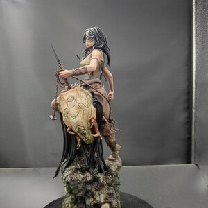 Predator Naru and Her PREY 3d Printed Custom Collectible Statue - Etsy
