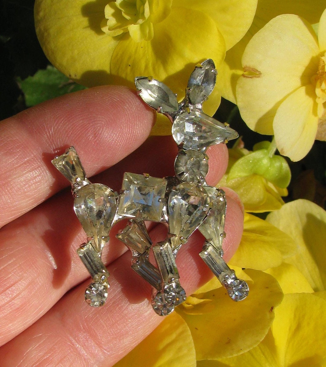 Delightful Vintage Clear Mixed Cuts Rhinestone Reindeer Brooch Pin ...