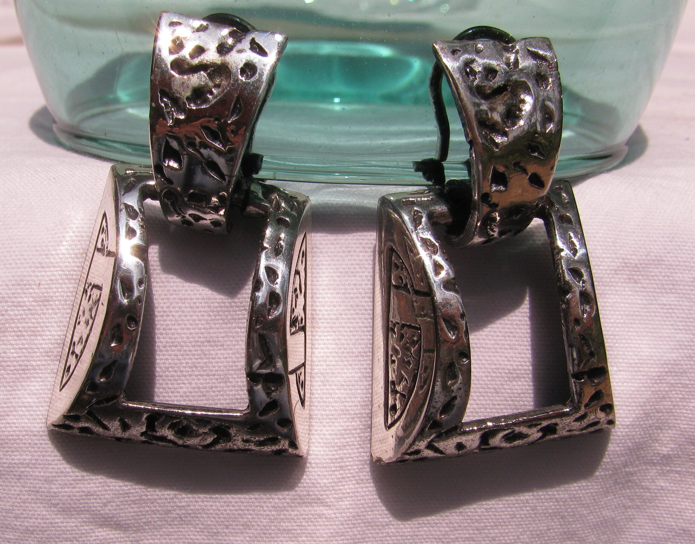 Amazing TORTOLANI Signed Vintage 1960's Dangling Etched Repousse Silver ...
