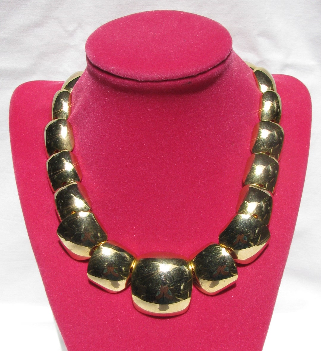 Retro TOTALLY 80's High Fashion Graduated Size Shiny Convex Gold Tone ...