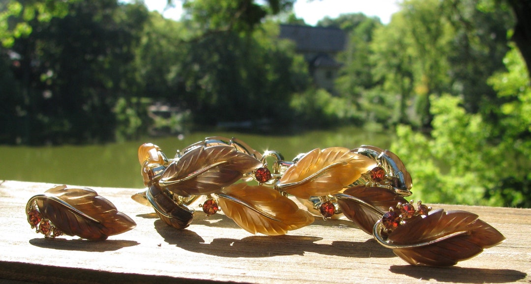 1960's Amazing LISNER Molded Translucent Thermoset Autumn Leaf ...