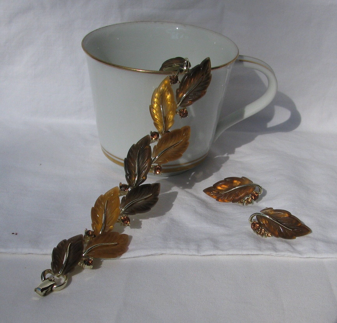 1960's Amazing LISNER Molded Translucent Thermoset - Etsy