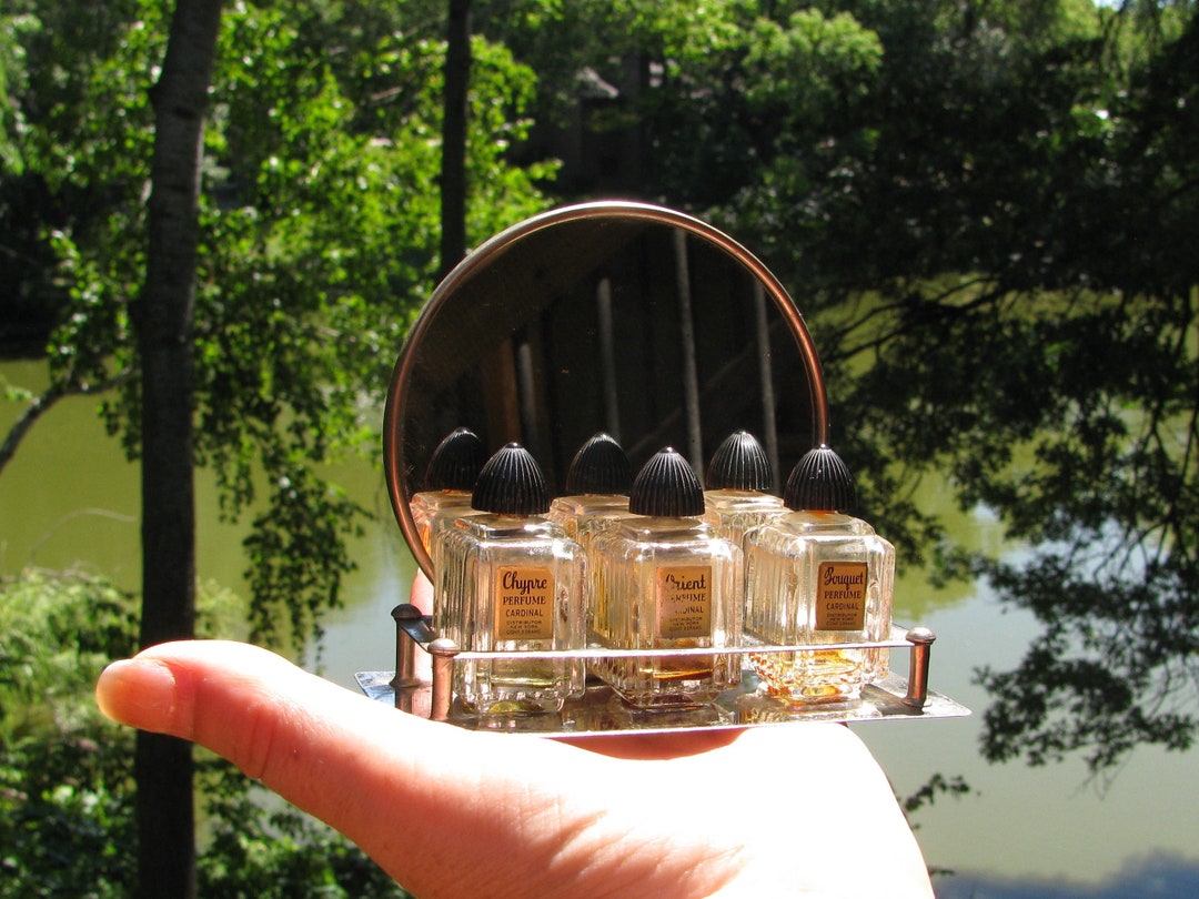 Cardinal Perfume Caddy With Art Deco Back Mirror, 3 Empty Mini Perfumes ...