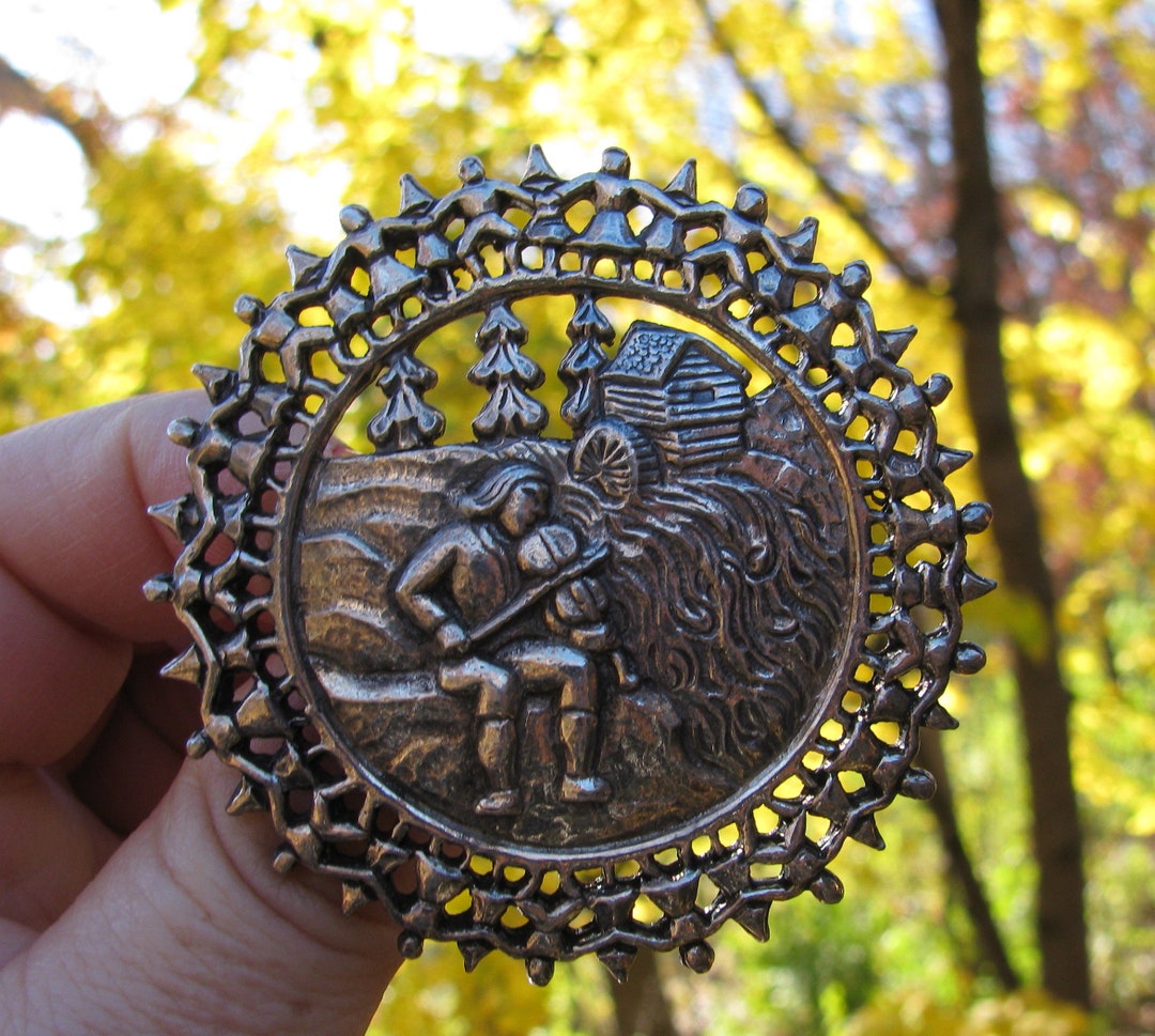 Vintage Uniquely Detailed Holthe Tinn Hallmarked Pewter Brooch, Made in ...