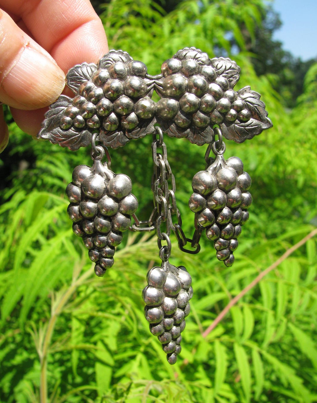 Incredibly Unique and Beautiful Vintage Large Dangling Grape Cluster ...