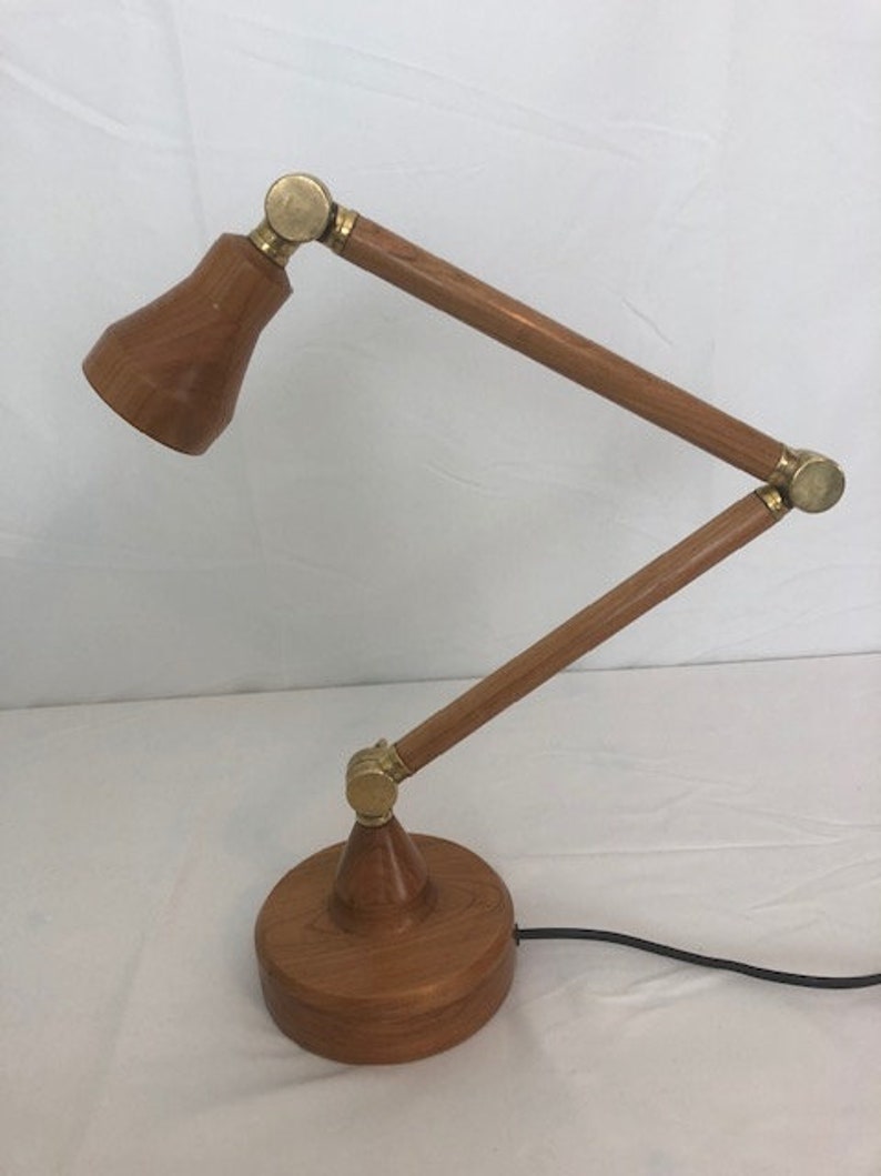 LED Fly Tying Light pedestal base | Etsy