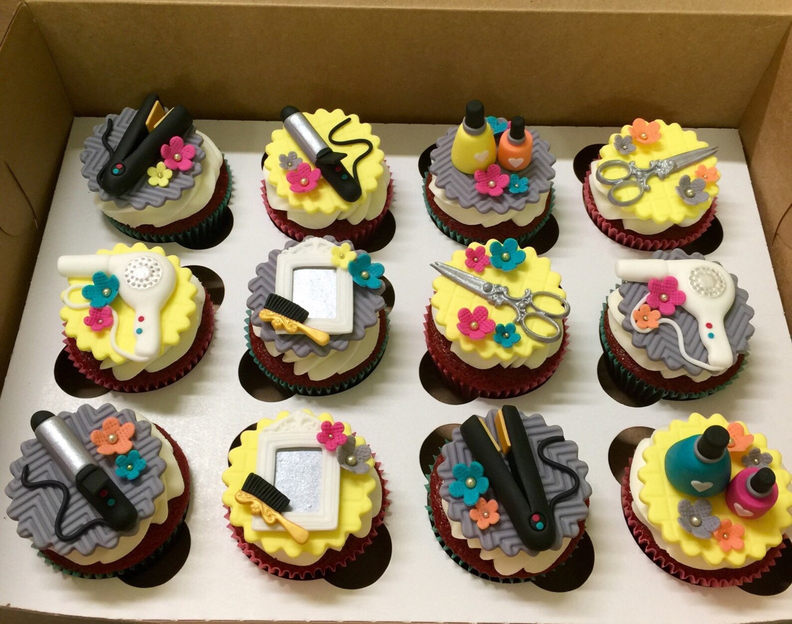 Fondant Hair Estilista Peluquería, Peluquería Cupcake Toppers, Secador ...