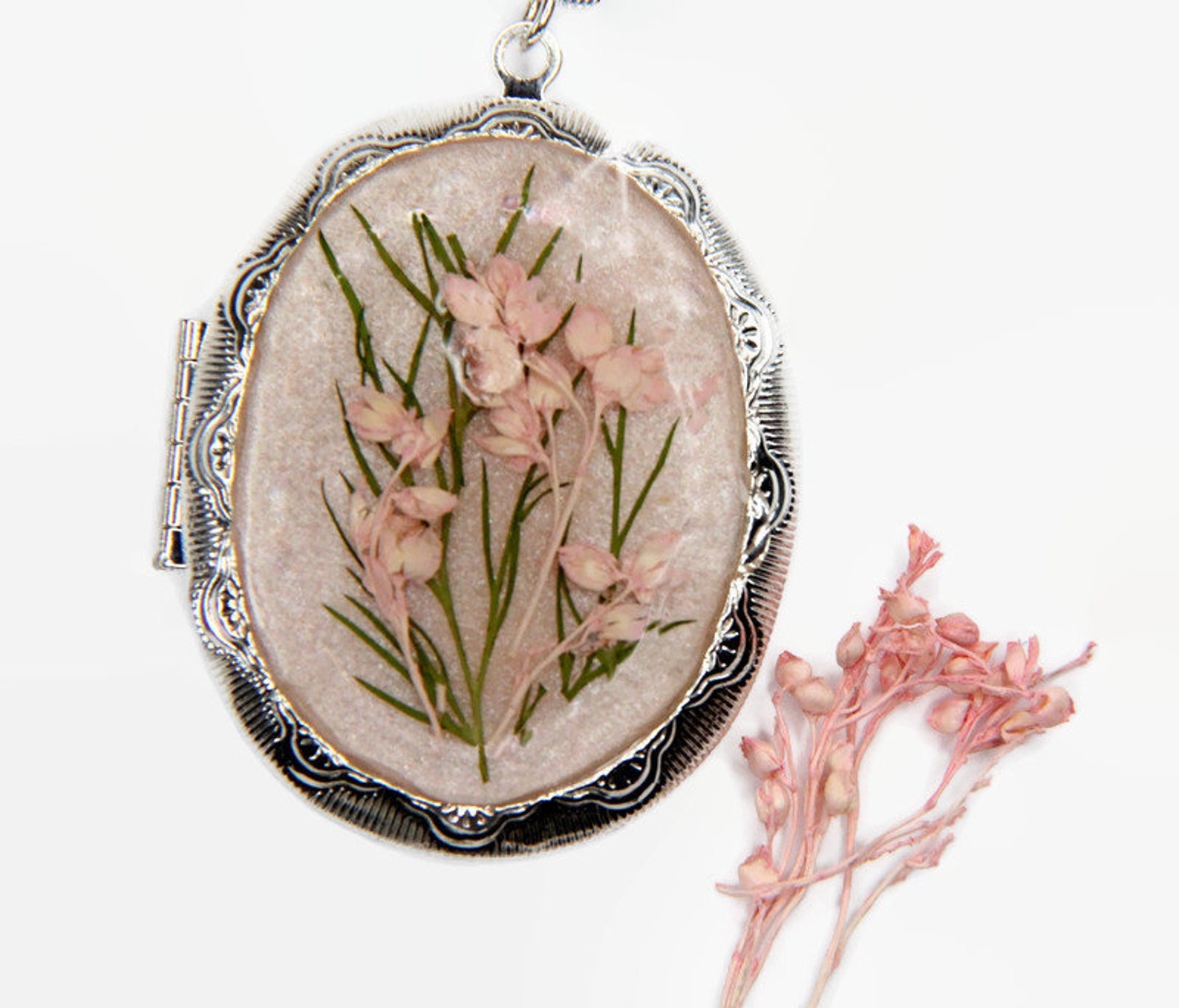 Pressed Flower Locket, Locket Necklace, Big Locket, Vintage Locket ...