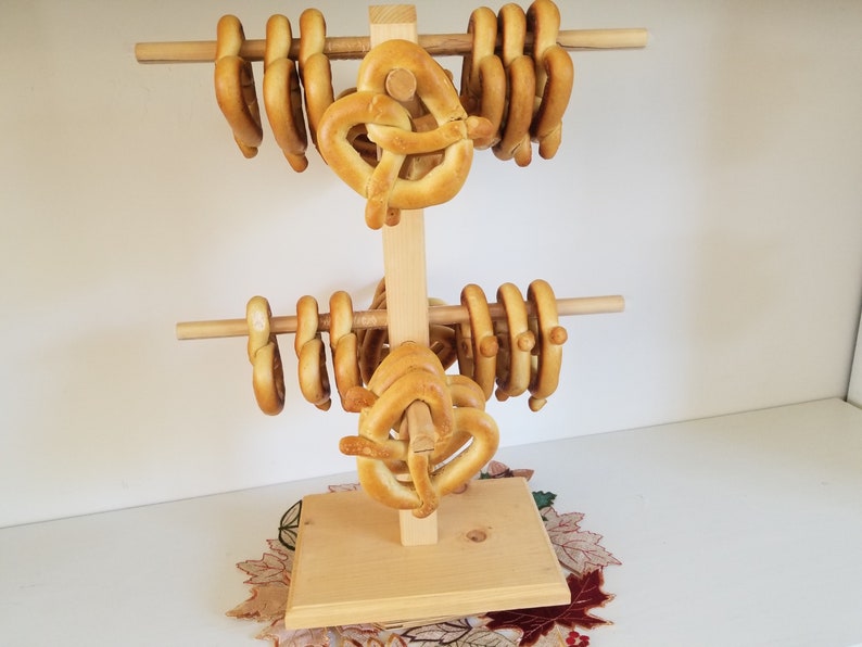 Pretzel Stand Display for Party Rotating XL Jewelry Holder Doughnut ...