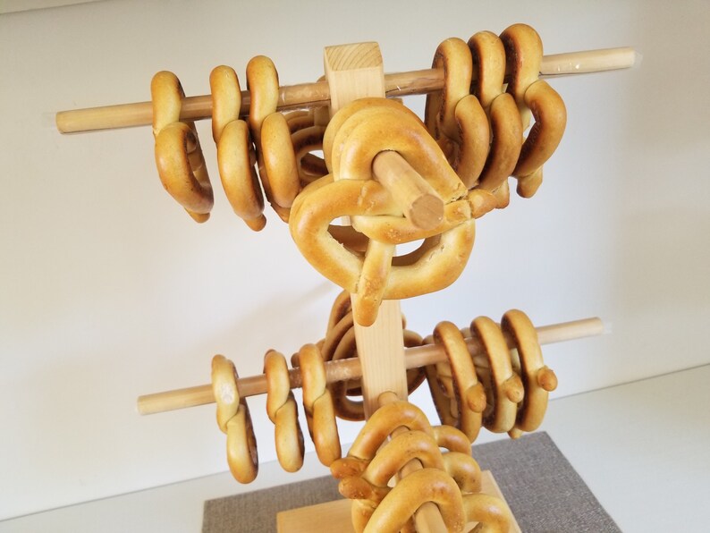 Pretzel Stand Display for Party Rotating XL Jewelry Holder Doughnut ...