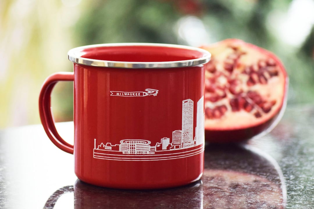 Milwaukee Skyline Enamel Mug, Enamel Coffee Mug, Travel Gift, Milwaukee ...