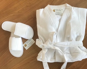 Robe and Slippers - Etsy