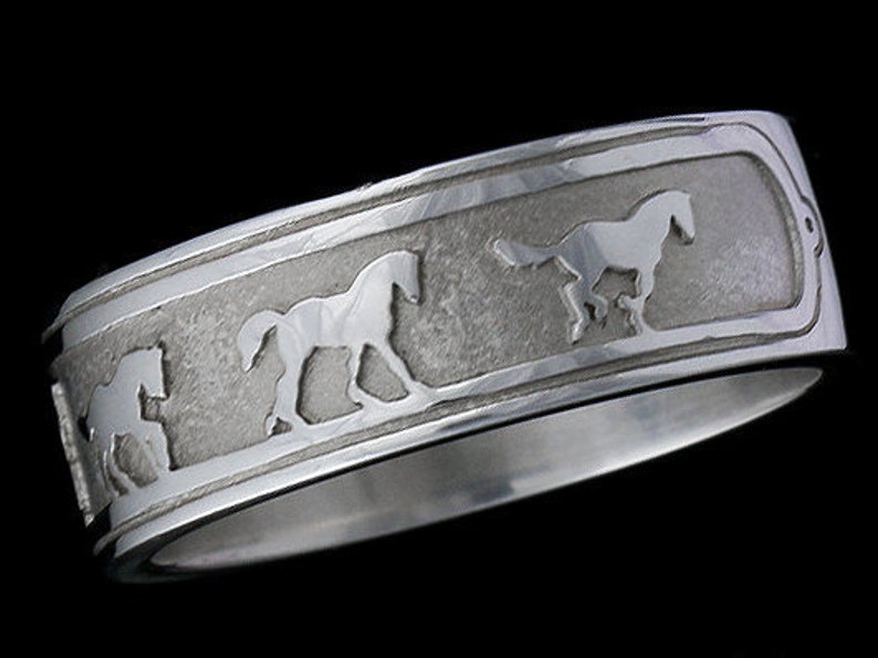 Equestrian Cantering Horse Ring | Etsy