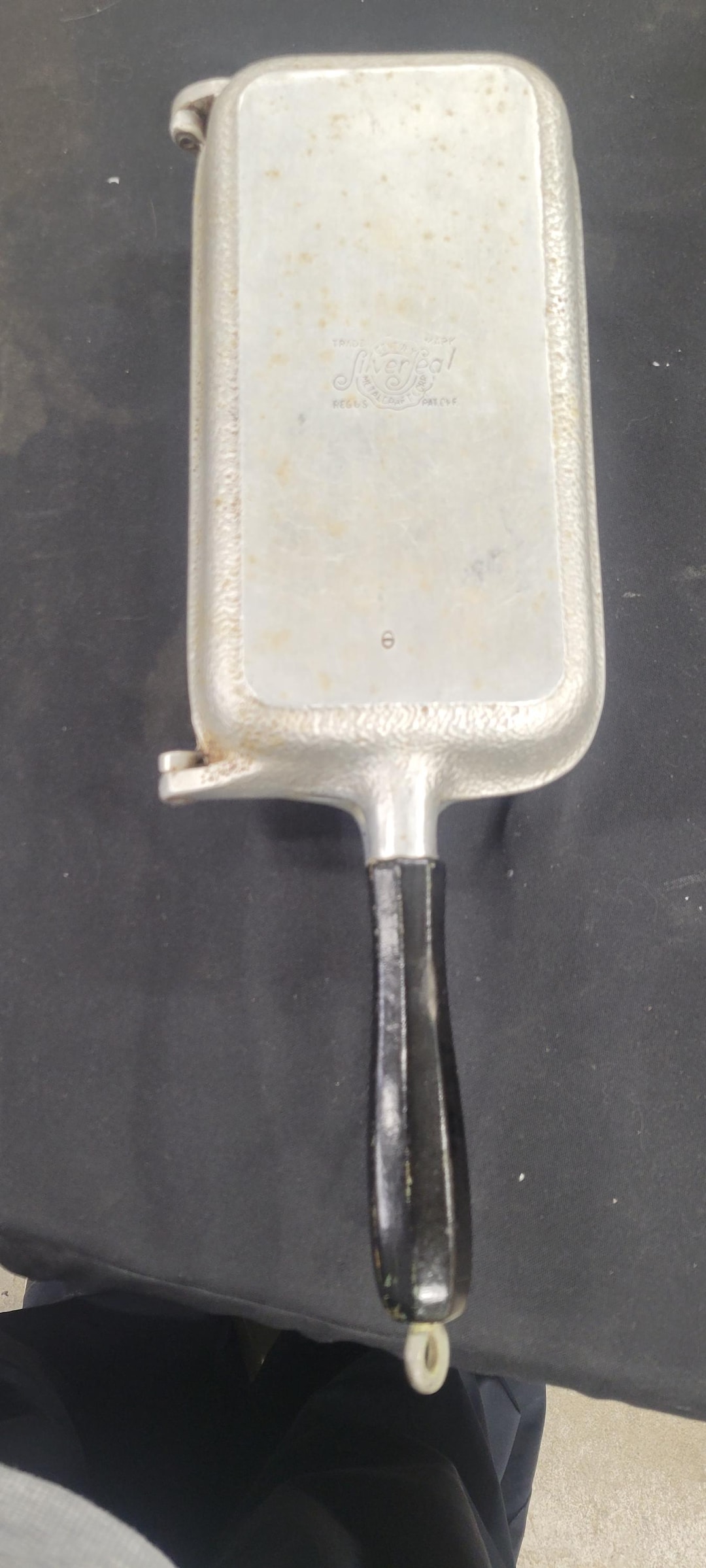 1930's Silver Seal Guardian Ware Double Sided Omelette Cake Loaf Fry ...