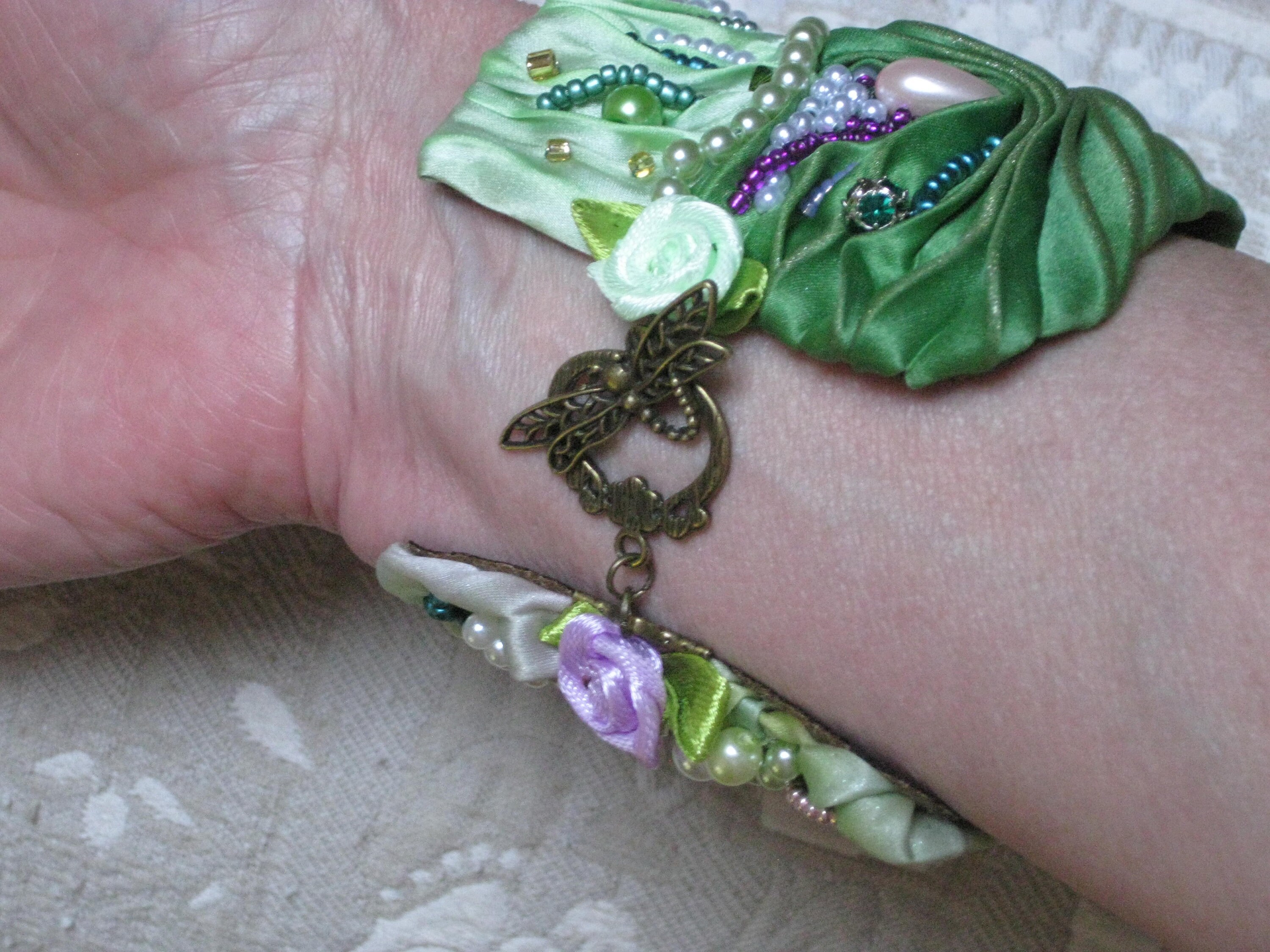 Bracelet Manchette Soie shibori Rose Vert Beige Fleurs Cristal Haute ...