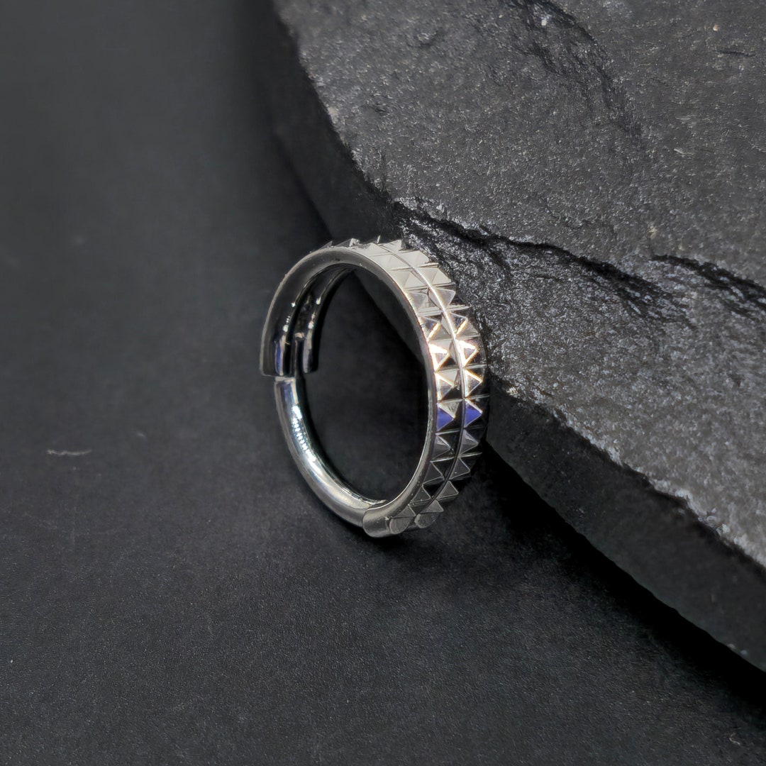 16g Micro Pyramids Hinged Segment Septum Helix Piercing Cartilage Daith ...