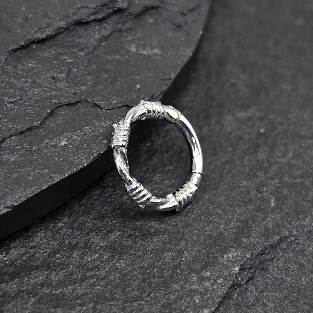 16g 8mm Barbed Wire 316L Surgical Steel Hinged Segment Clicker Hoop ...