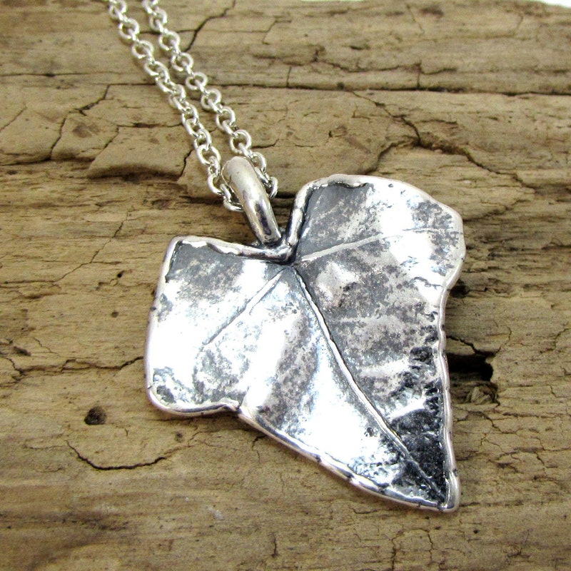 Ivy Leaf Necklace - Etsy