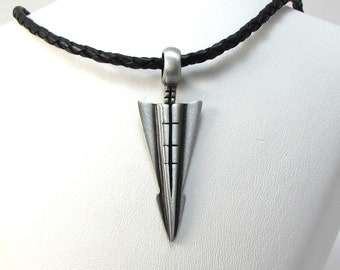 Arrowhead pendant | Etsy