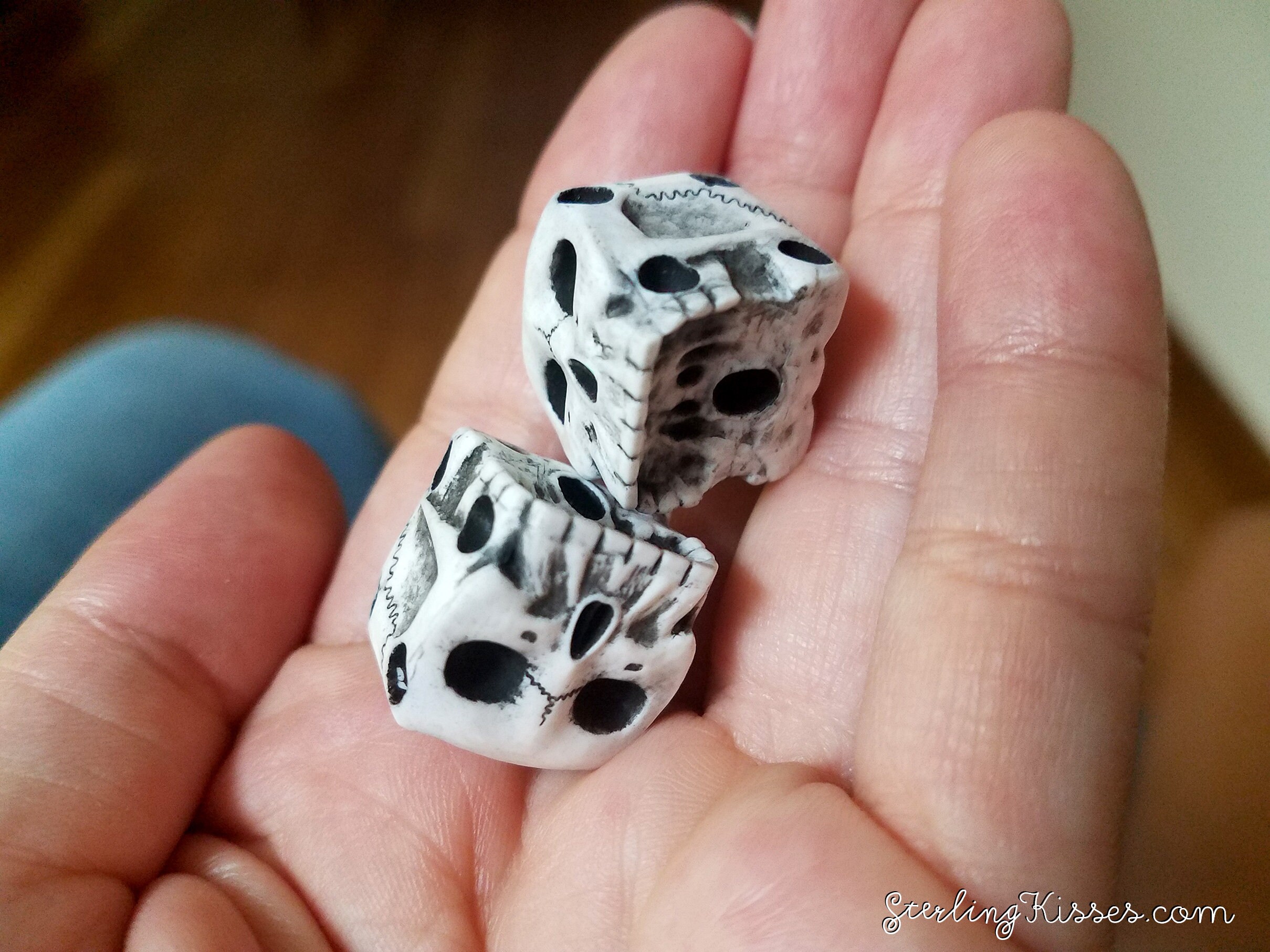 Skull Dice Pair 6 Sided D6 DnD Bone Unique Custom D&D | Etsy