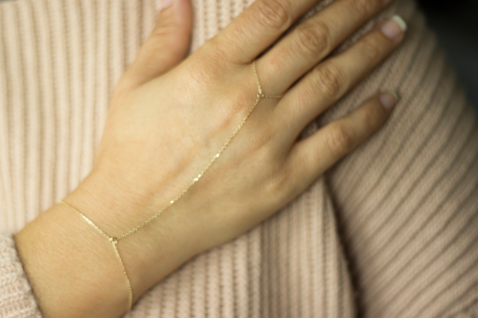 14K Gold Hand Chain / Minimalist Hand Bracelet / Shahmaran - Etsy