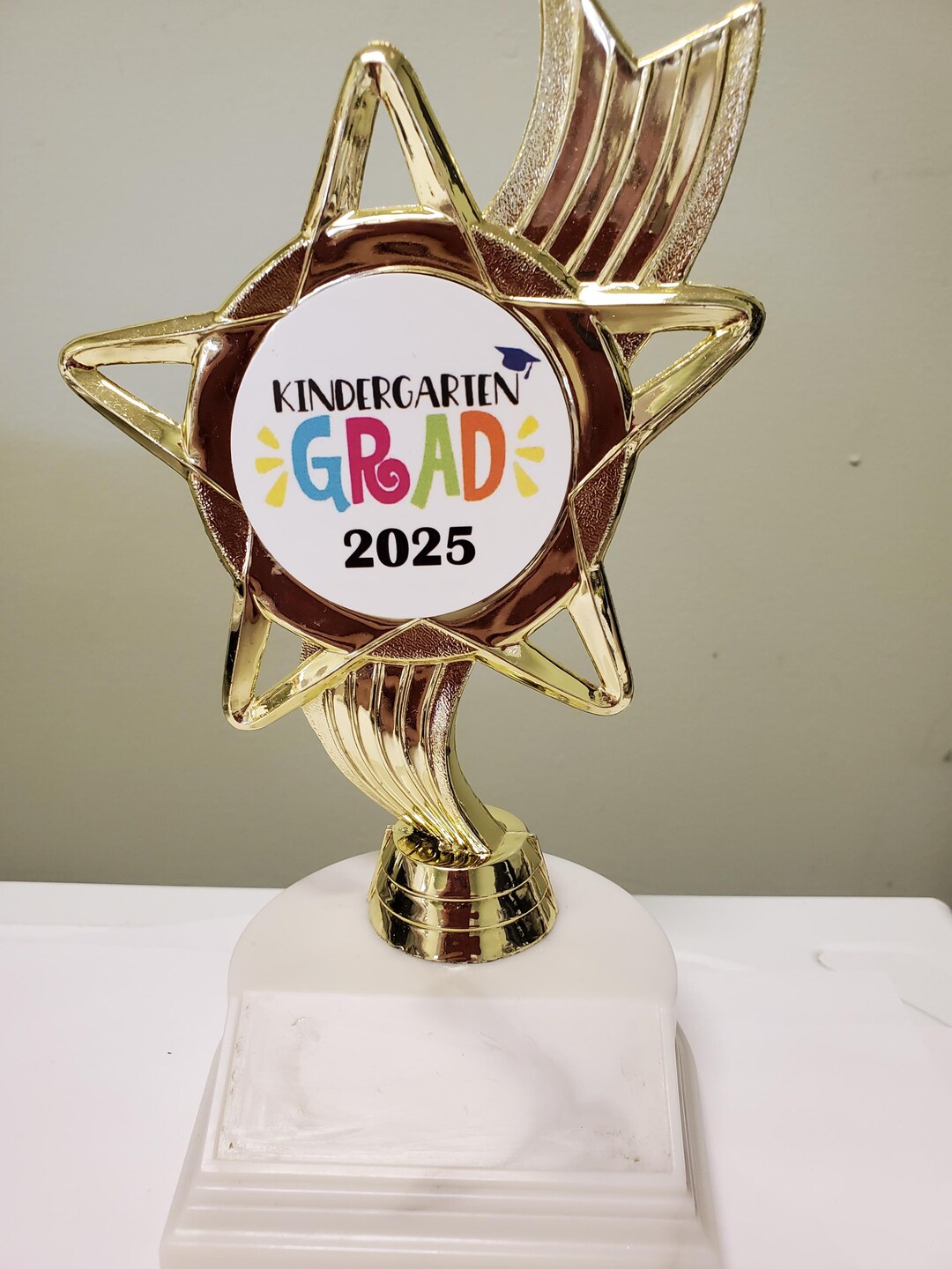 Customized 2025, Kindergarten Grad Trophy, Graduation, Graduate Award ...