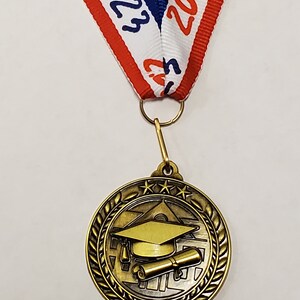 Personalized Antique Gold Color Finish, GRADUATE Medal, 1.75" Diameter ...