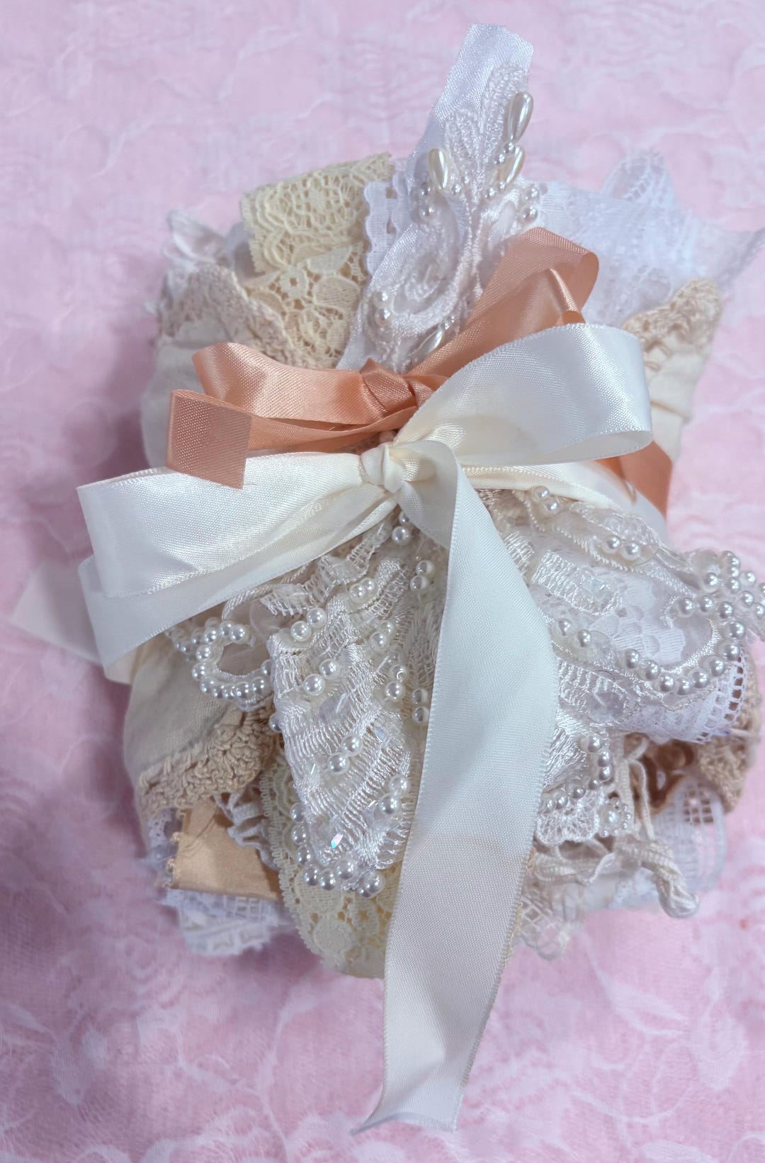 40 Pieces of Vintage Lace Scrap Pack, Crochet and Crocheted Edging ...